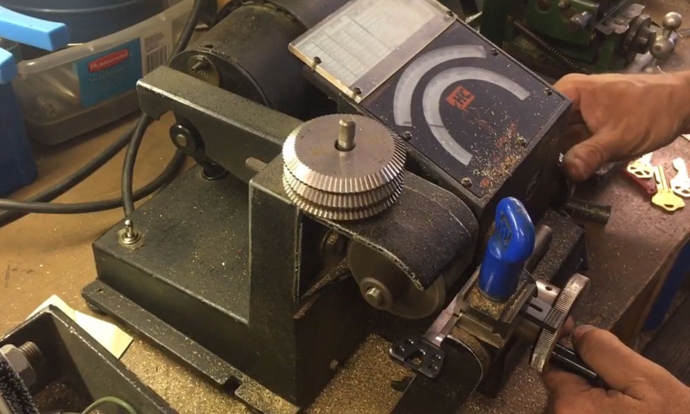 Transponder Keys - Key Solutions Locksmith LLC